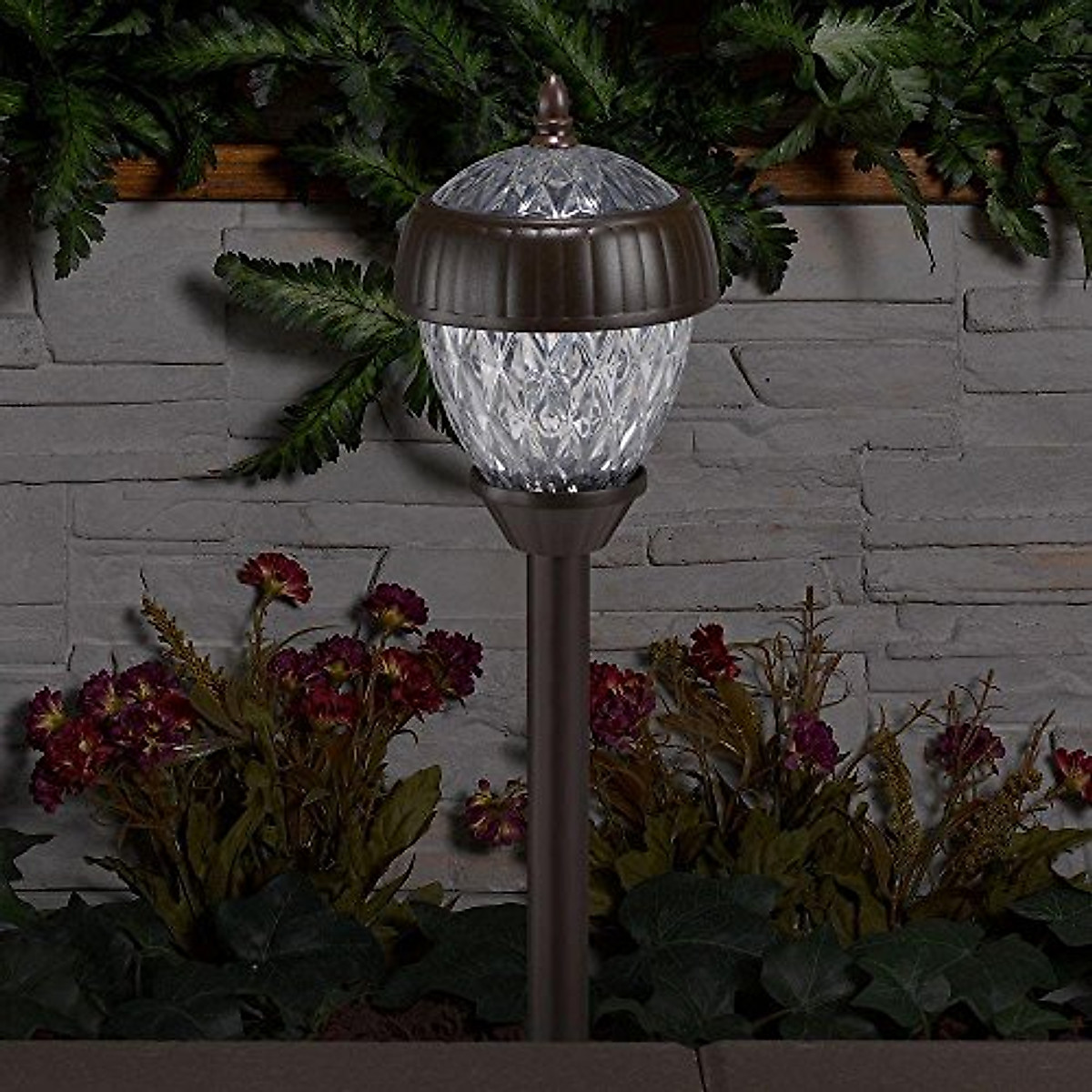 Acorn 2-Light Pathway Solar Light Set (6-Pack)