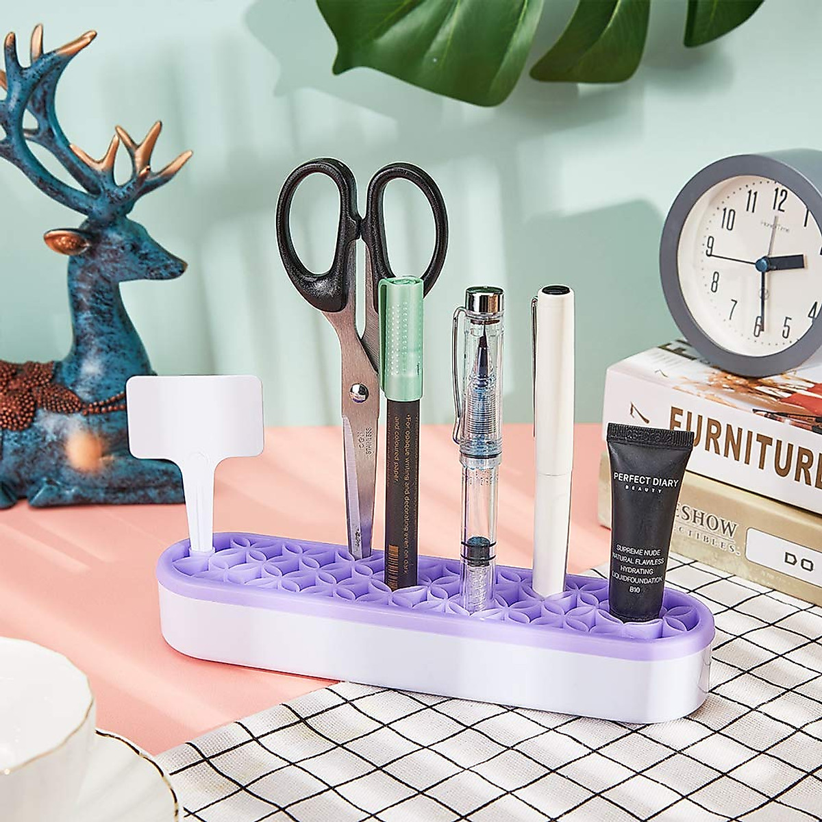 GORGECRAFT Sew Desktop Organizers Silicone Makeup Brush Holder Organizer Cosmetic Storage Box Multipurpose Make Up Brush Stand Painting Pen Holder Sewing Craft Tools for Stash and Store (Purple)