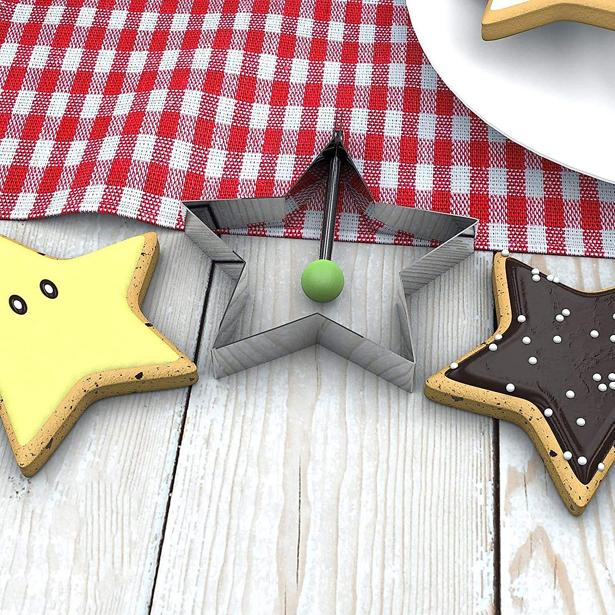 God's kitchen 5 pcs Non stick Ring Molds for Making Cakes, Pancakes, Meatloaf, Biscuits, Fried Egg Ecofriendly Stainless Steel Easy to Clean and Use 5 Different Shapes Great Kitchen Tool