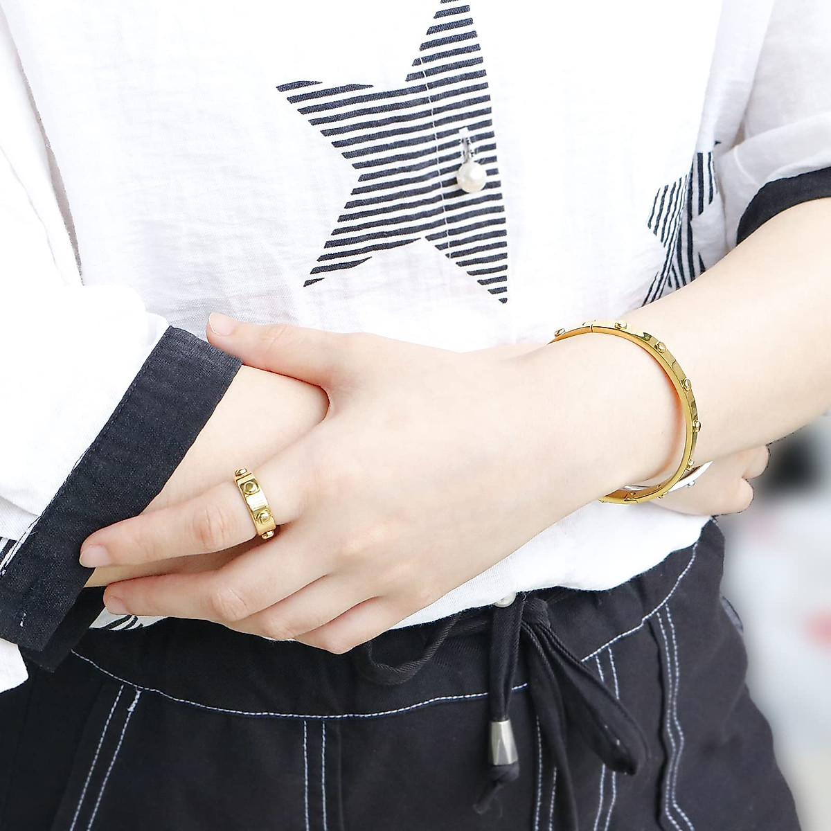 JINHUI Rings for Women, 18K Gold Plated Rivets Thick Women’s Stacking Rings for Wedding Anniversary, Statement, Friendship Classic (gold, 8)