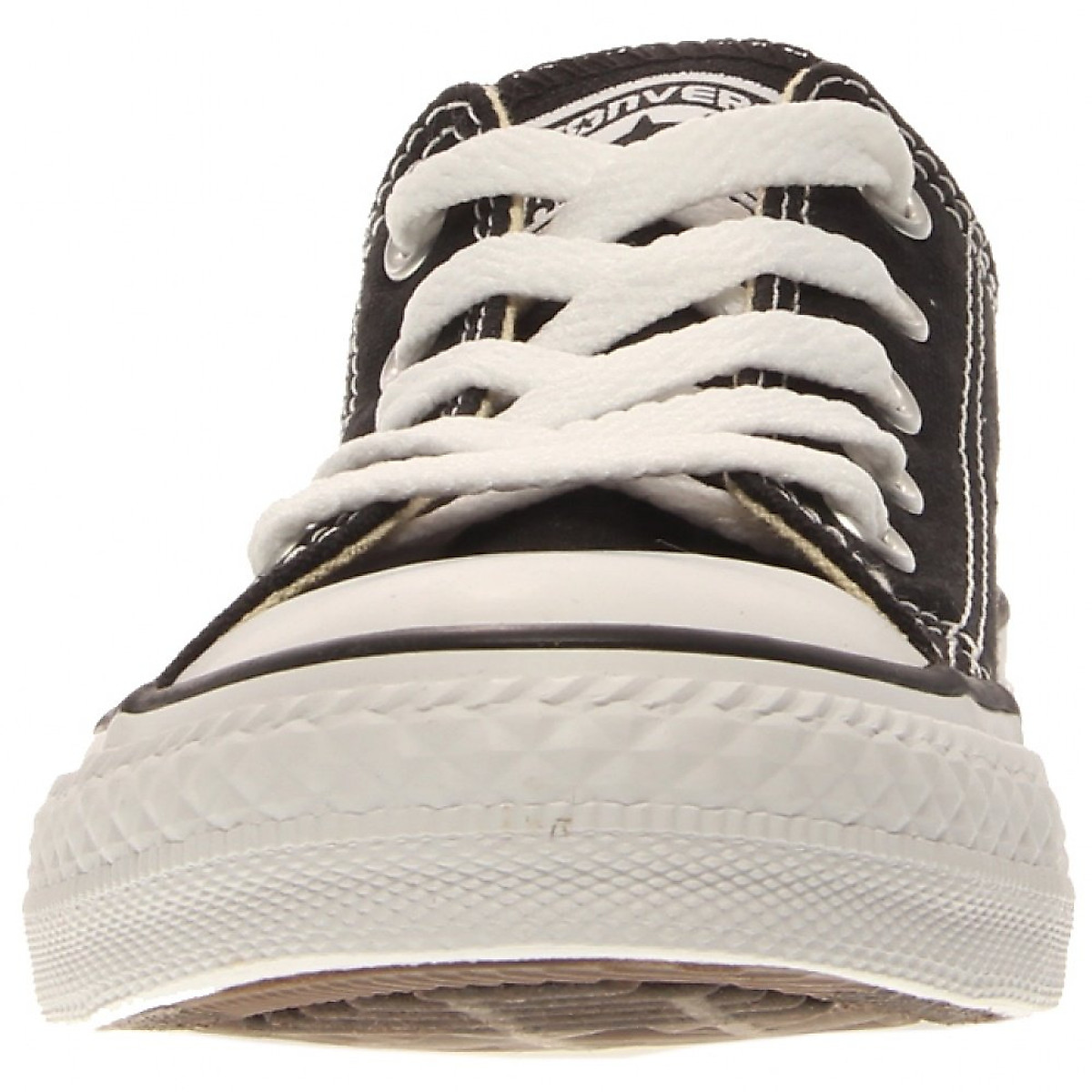 Converse Chuck Taylor All Star Lo Canvas Sneaker,Black,size Youth US 2
