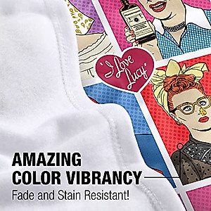 Trevco I Love Lucy Comic Fleece Blanket (36x58)
