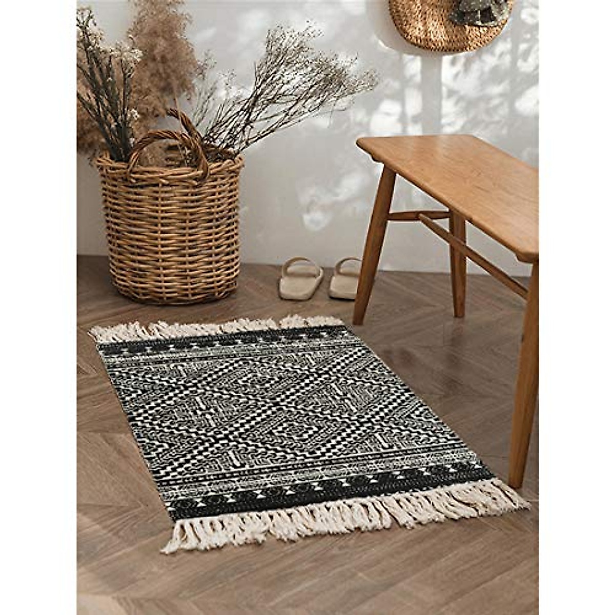 Seavish Cotton Printed Rug 2'W x 3'L Decorative Black and Cream Diamond Symmetry Kilim Small Area Rug Hand Woven Rug for Entryway Thin Throw Rugs for Laundry Room Living Room Dorm