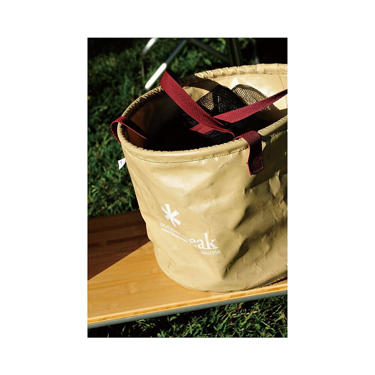 Snow Peak Camping Bucket Jumbo - Versatile Six Gallon Bucket - 14.5 x 10 in
