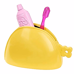 Barbie Dreamhouse Adventures Doll & Accessories, Travel Set with Daisy Doll, Kitten, Working Suitcase & 9 Pieces (Amazon Exclusive)