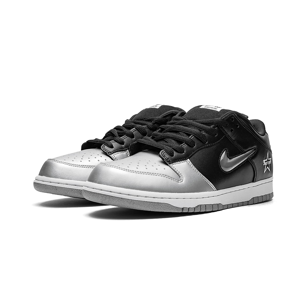 Nike Mens SB Dunk Low OG QS CK3480 001 Supreme - Jewel Swoosh Silver/Black - Size 9.5