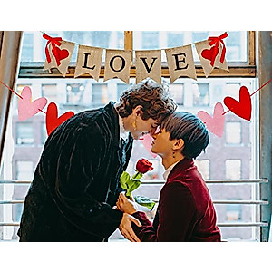 Valentines Day Decor, Love Burlap Banner Valentines Decorations Hanging Heart Garland Rustic Valentine Décor for Home Red Glittery Heart Banner Decor for Mantle Fireplace Wall