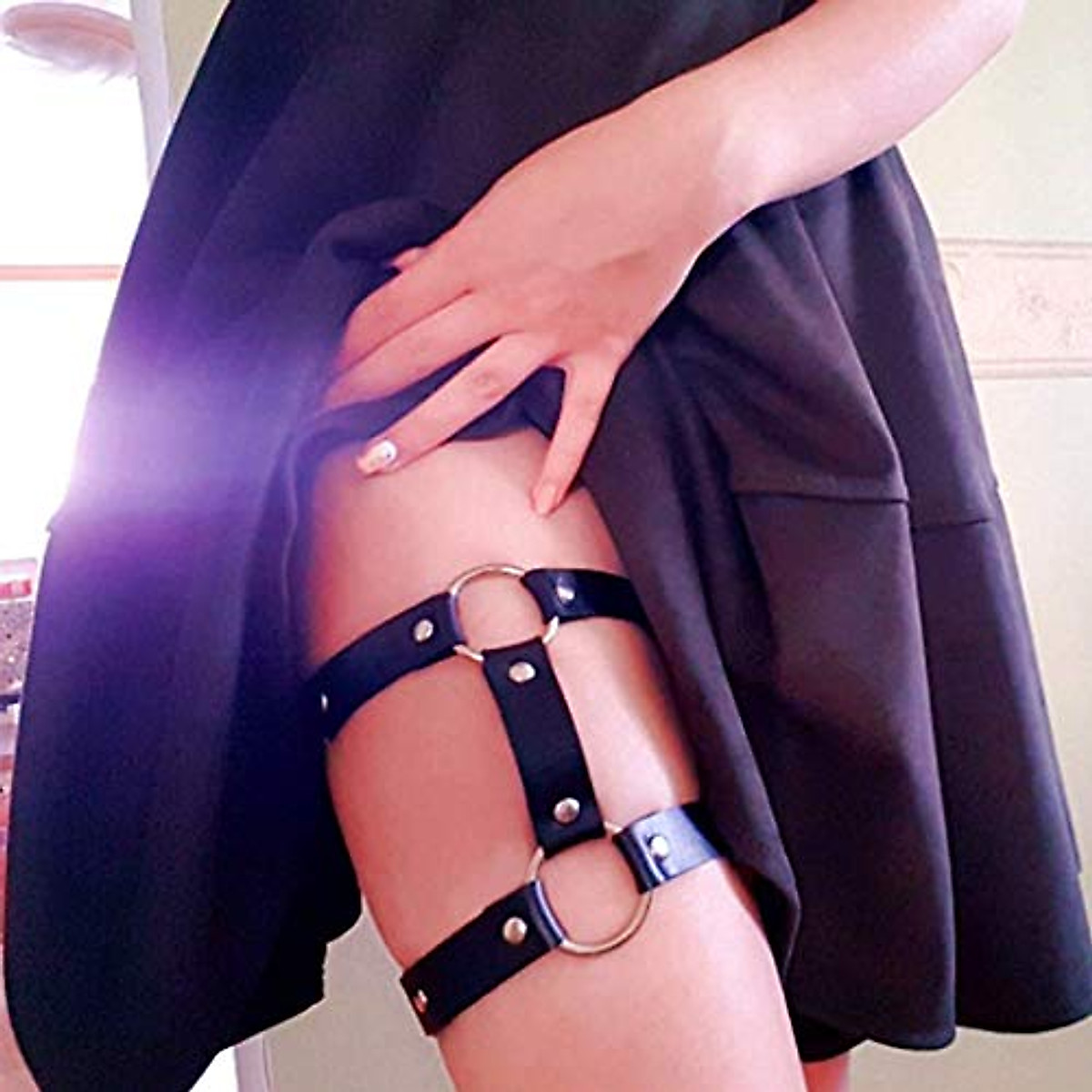 GEMILY Leather Leg Harness Black Goth Punk Thigh Chains Rave Accessories Party Thigh Holster Strap Leg Chain Body Chains for Women and Girls (1)