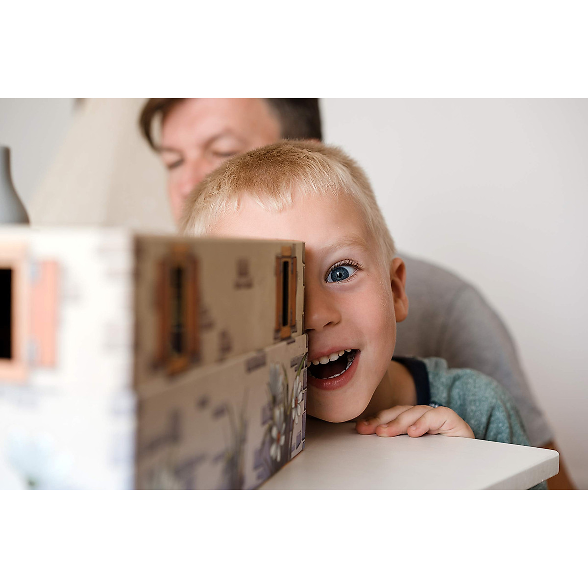 GIGAMIC Peek-A-Mouse | Cooperative Game for Kids and Families | Ages 5+ | 2 to 6 Players | 20 Minutes