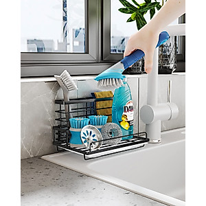 SWTYMIKI Sink Caddy Kitchen Sink Organizer, Large Capacity Sink Sponge Caddy with Pull-Out Drainage Tray Rustproof Kitchen Sponge Holder with Detachable Basket for Sponge and Brush, Black