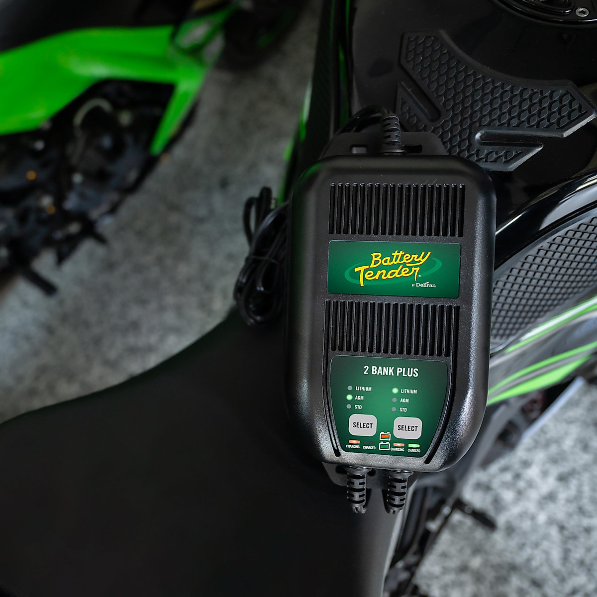 Battery Tender Plus 2 Bank Multibank Charger - 2.5 AMP (1.25 AMPs Per Bank) - Smart 12V Multi Battery Charger and Maintainer for Standard, AGM, and Lithium LiFePO4-022-0165-DL-WH