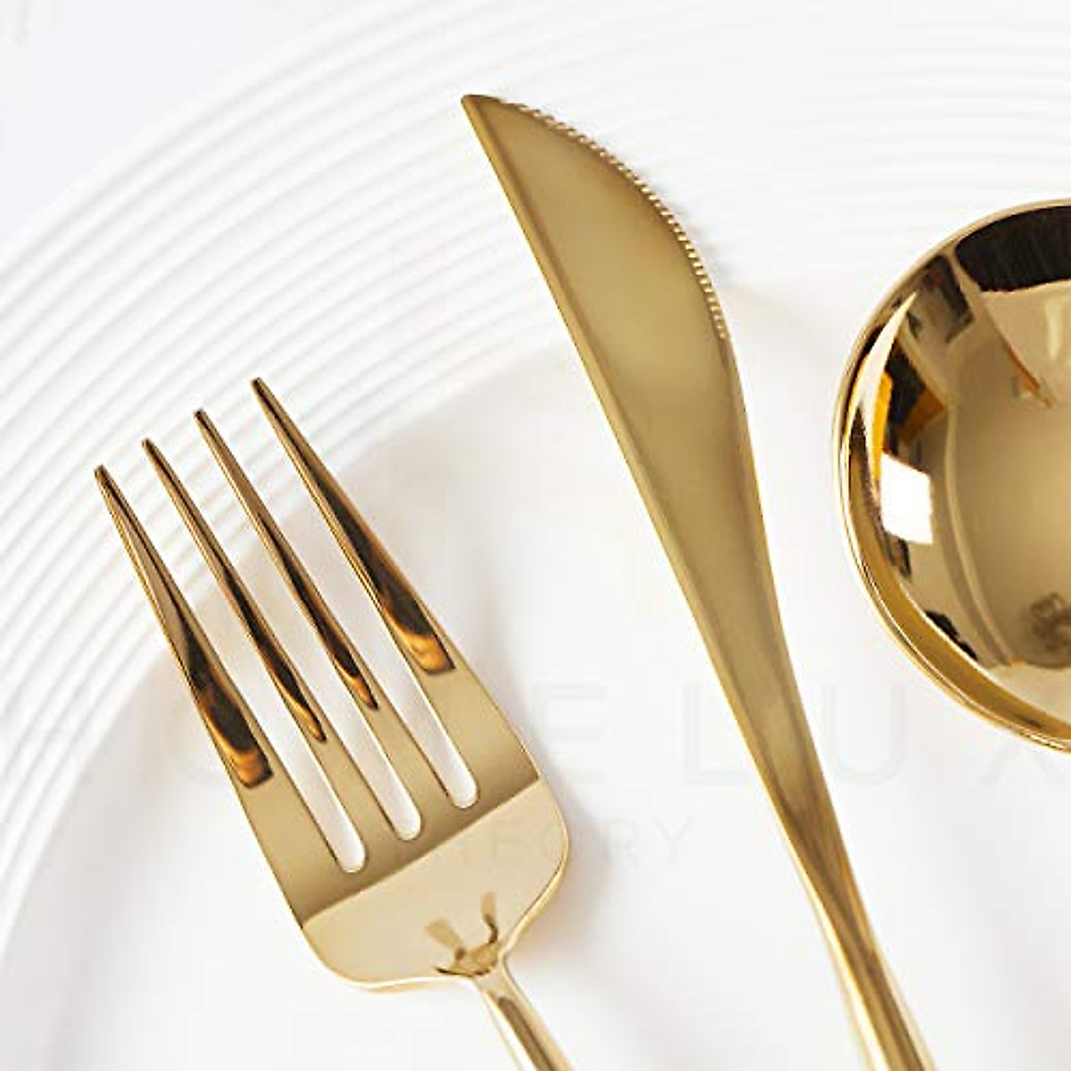 Homelux Theory 18/10 Gold Silverware Set Stainless Steel, 5pc Mirror Polished Modern Silverware Set Dishwasher Safe, Kitchen Flatware Set, Adaline Royal Knife Spoons & Forks Set, Gold Cutlery Set of 4