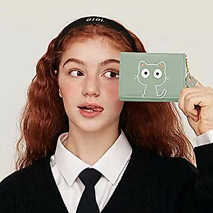 Sunwel Fashion Cute Little Cat Pattern Small Wallet Credit Card Holder Cash Pockets ID Window with Paw Pendant (GREEN, Tri-fold)