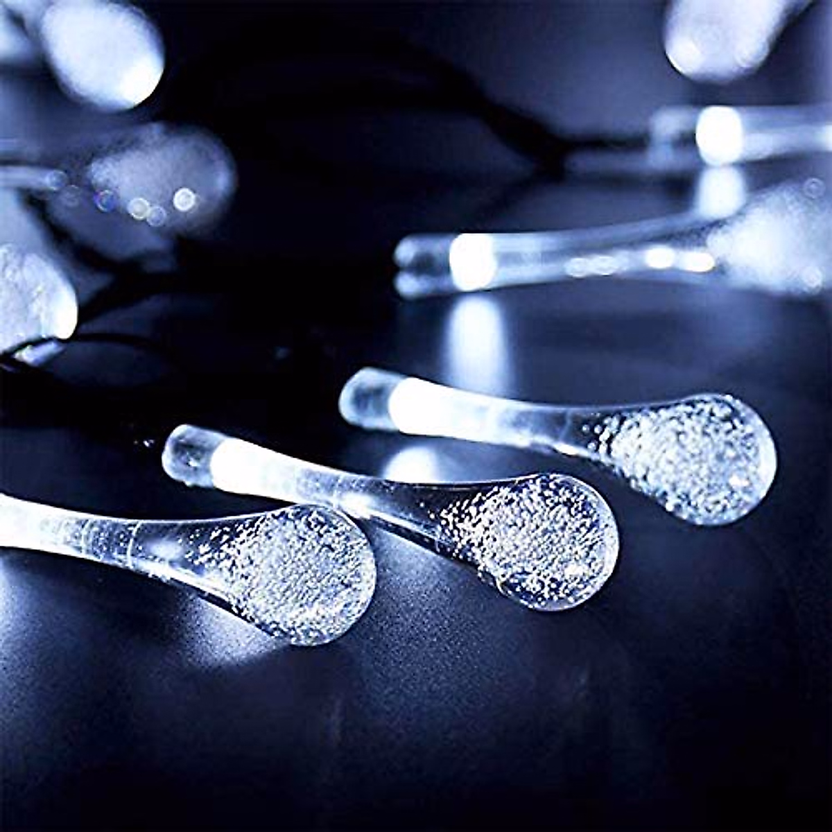 GOODTRADE8 Solar Party Lights Outdoor，Solar String Lights Water Drop Lights 20 Feet 30 LED Tear Drop Lights Party, for Garden Fence Tree Yard Porch Home Party Wedding Christmas Decoration (White)