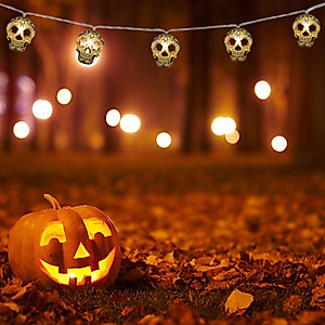 Halloween String Lights, 2 Packs Skull String Lights 30 LED Skull Lights 15ft Halloween Decoration Lights Battery/USB Powered Optional 2 Modes Halloween Lights Indoor Outdoor for Home Yard Patio