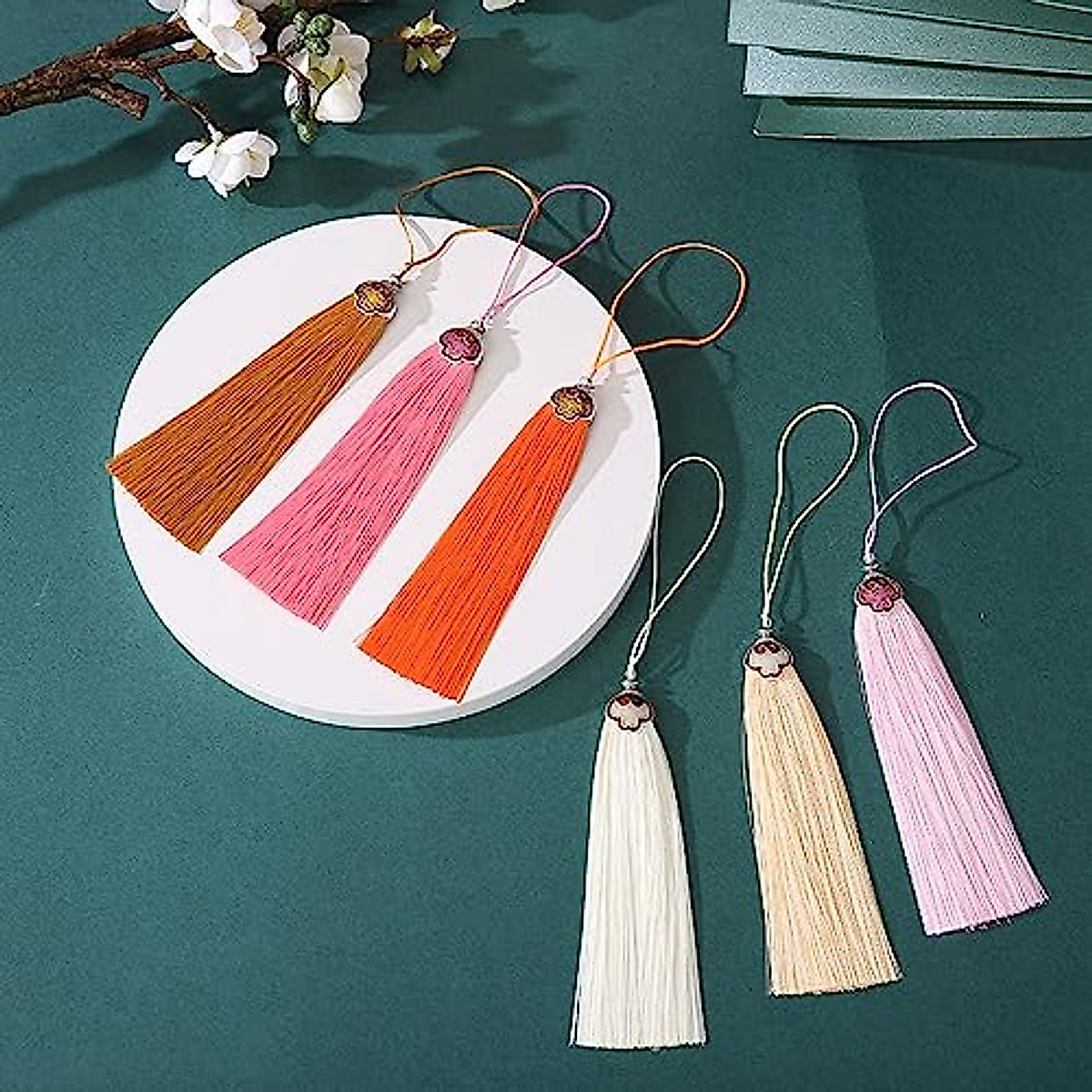 qbodp 20 Pieces Tassels Bulk,13cm Long Tassel Hanging Ornament,Handmade Craft Tassels for Bookmarks,Keychain,Gift Tag,Crafts and Jewelry Making,Yellow