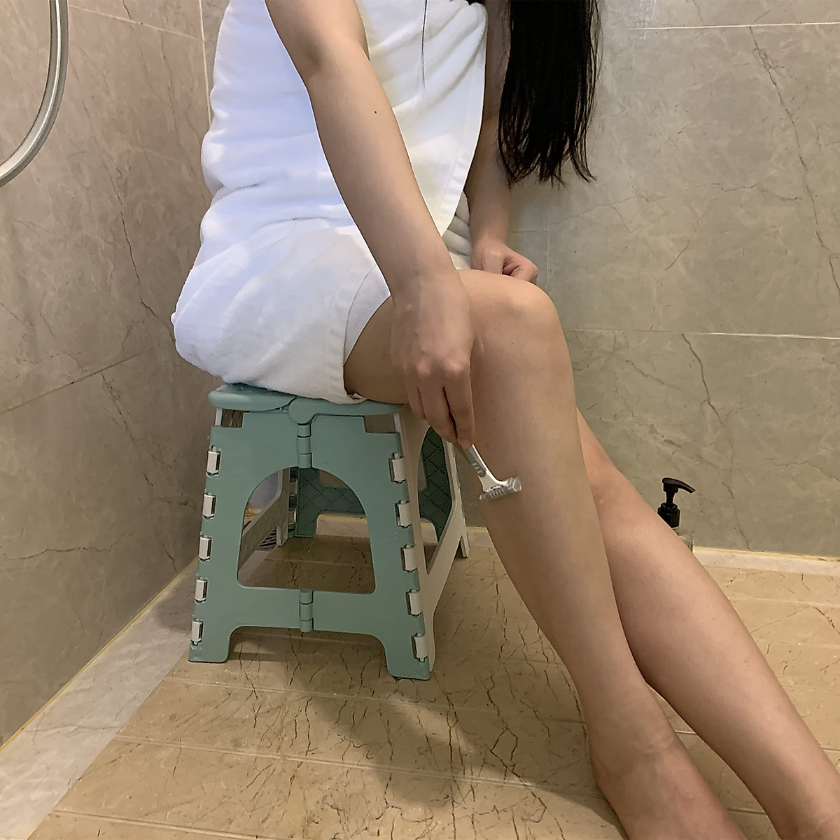 Shower Stool for Inside Shower, TRANOMOS Foldable Small Shower Stool for Shaving Legs, Waterproof Plastic Corner Shower Foot Stool, Shower Foot Rest, Pedicure Stand Foot Rest,Green