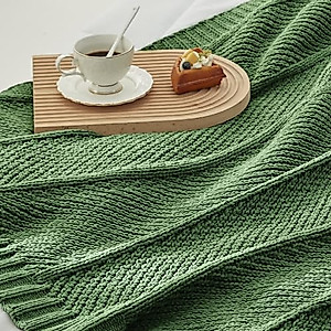 Amélie Home Cable Knit Throw Blanket for Couch, Chenille Knitted Chunky Knit Blanket with Chevron Texture Non-Shedding, Decorative Farmhouse Soft Blanket for Home Sofa Chair Bed, Green, 50x 60