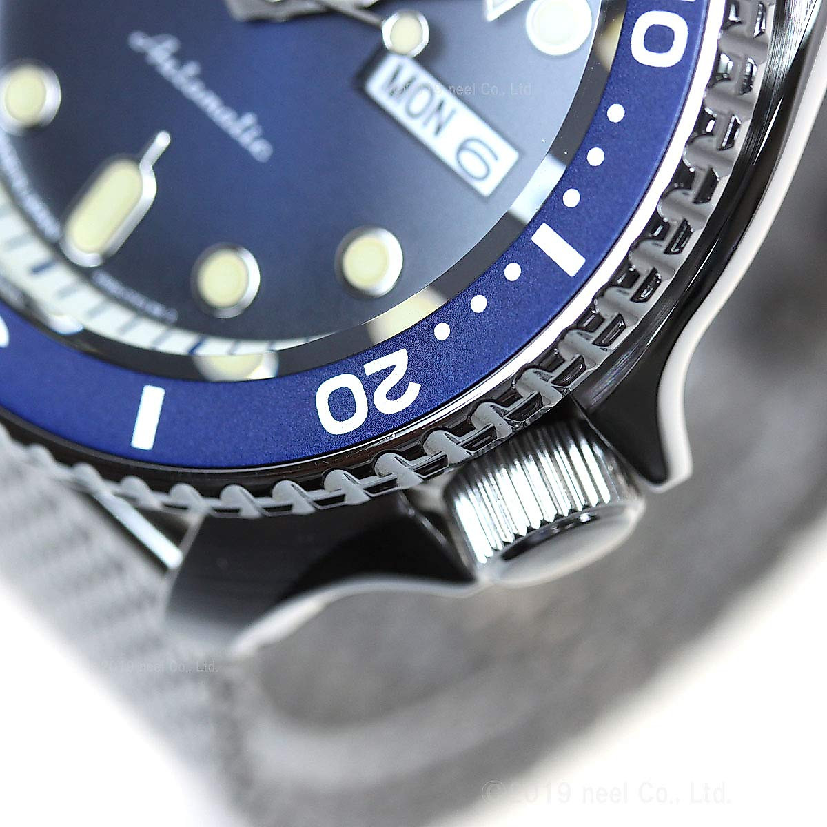 SEIKO 5 Sports Auto-Wind Mechanical Suits SBSA 015