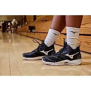 Mizuno Wave Momentum Mid Volleyball Shoe 13
