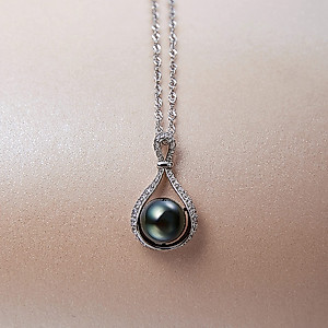 Red Lychee South Sea Cultured Black Pearl Necklace for Women 9-10 mm Round AAAA Quality Genuine Tahitian Pearl Pendant Necklaces Gift for Wife Mom Daughter