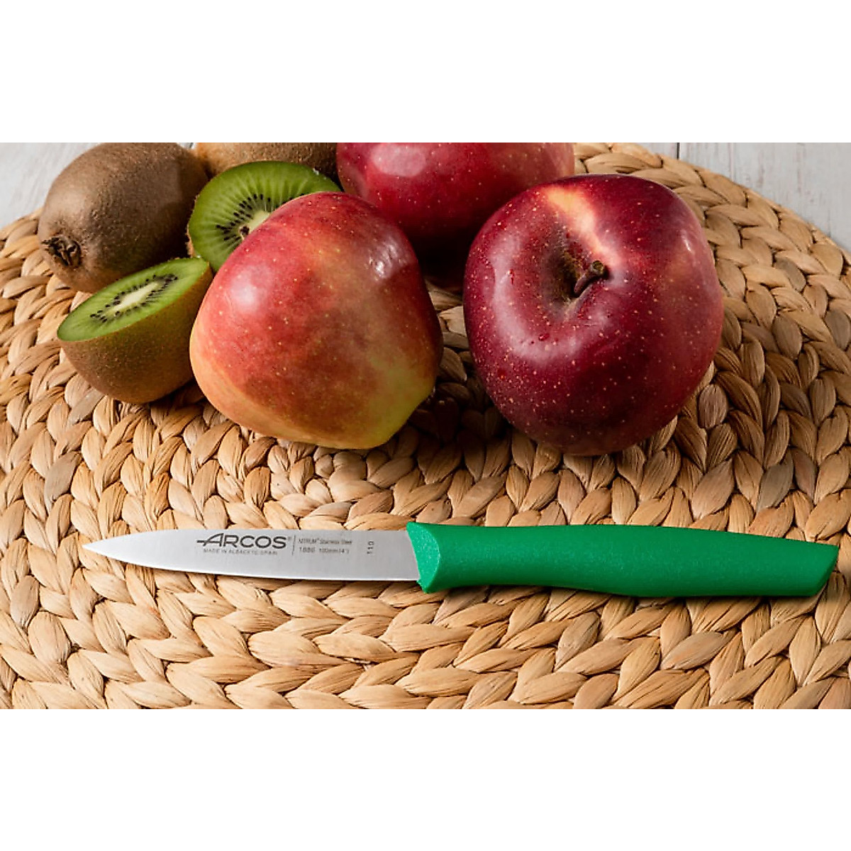 ARCOS 3 Pieces Paring Knife Set. 3 Peeling Knives of Stainless Steel and Ergonomic Polypropylene Handle for Cutting Fruits, Vegetables and Tubers. Series Nova. Color Green