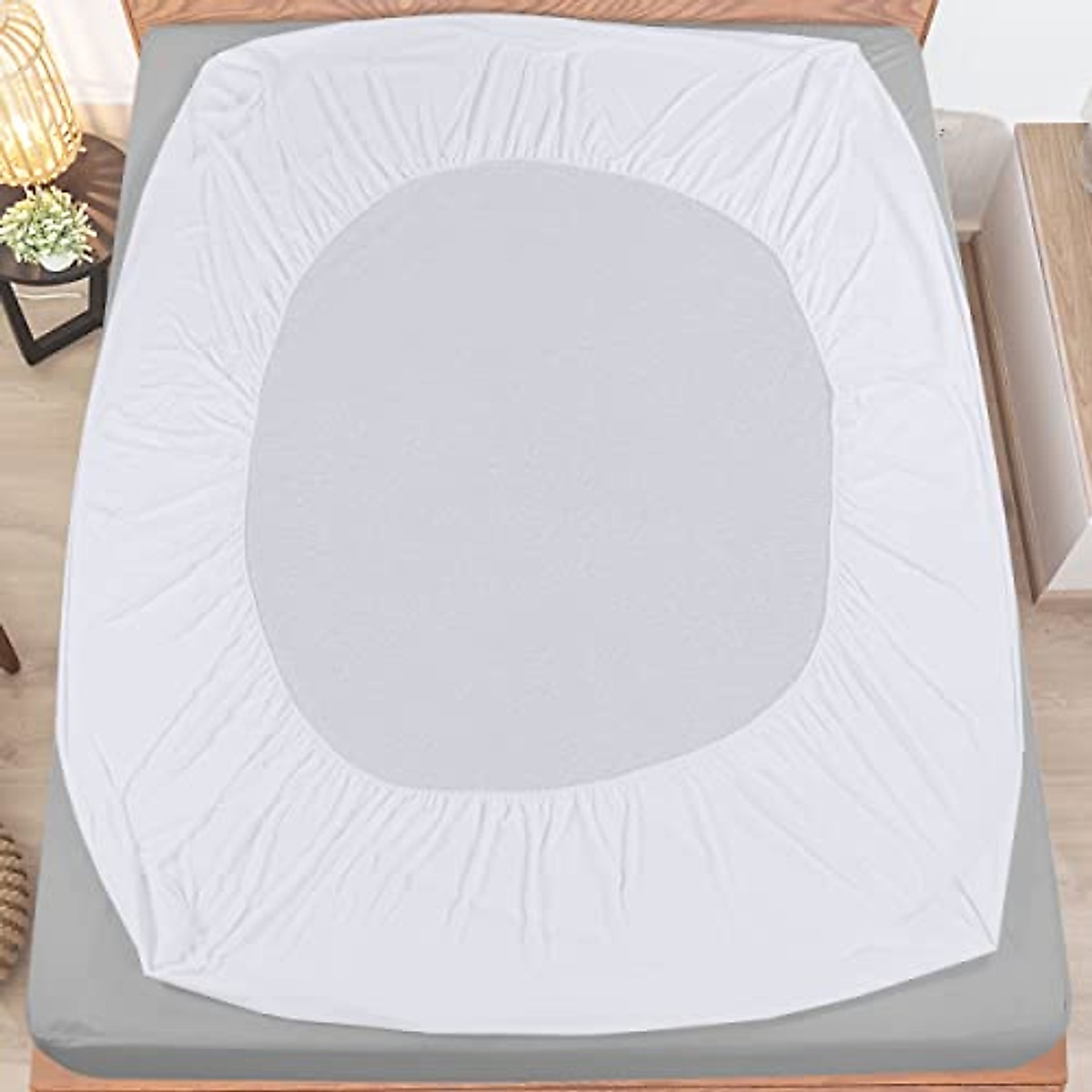 Utopia Bedding Premium Waterproof Terry Mattress Protector Queen 200 GSM, Mattress Cover, Breathable, Fitted Style with Stretchable Pockets (White)