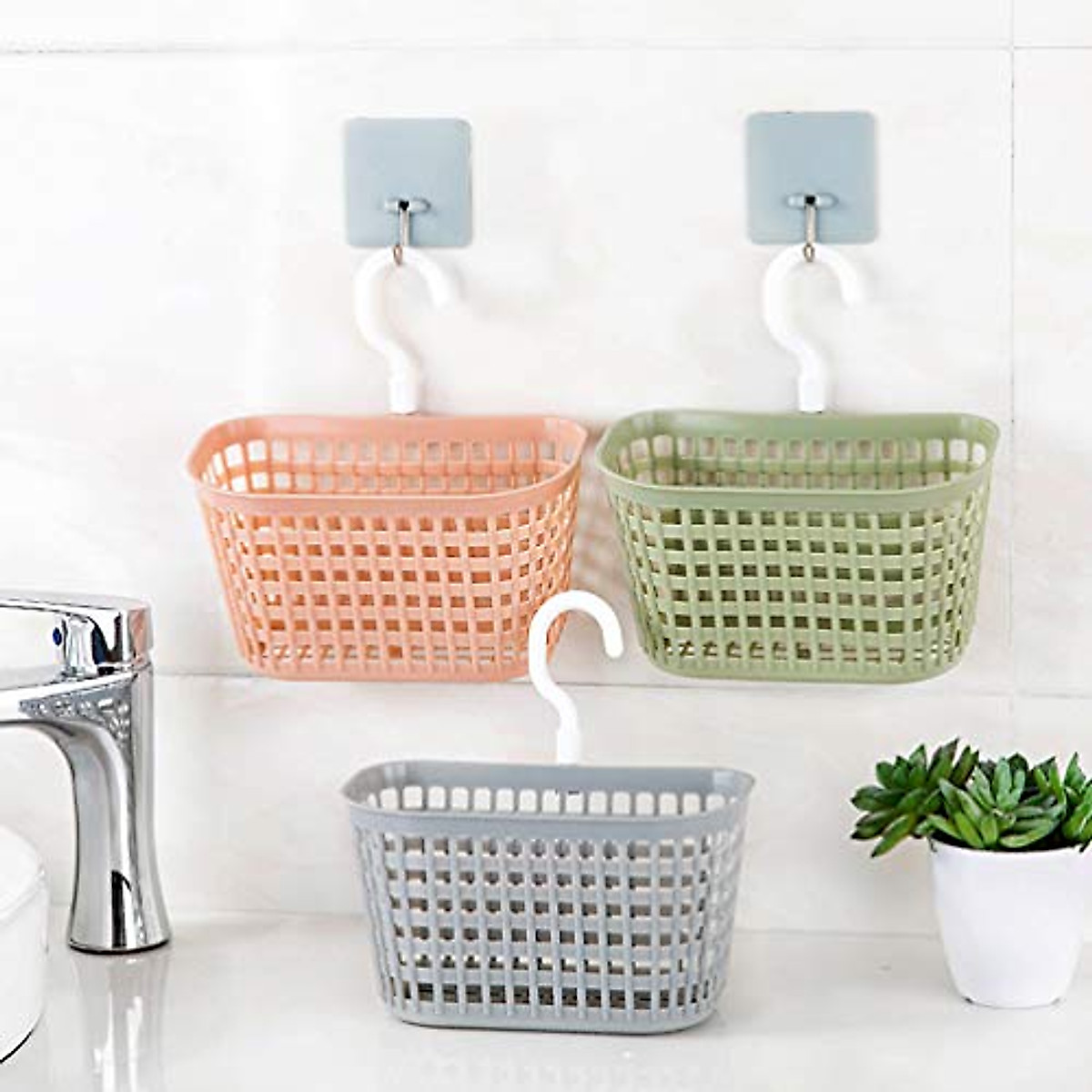 DOITOOL Shower sponge holder Caddy Basket Hanging Shower Caddy Plastic Shower Tote Bathroom Storage Organizer for Shampoo Conditioner Cosmetics Bath Toy Hair Supplies soap holder Green sink candy