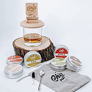 Chill Out Cocktail Smoker Kit with 6 Flavoured Wood Chips | Old Fashioned Bourbon and Whiskey Smoker Infuser Kit | Smoker for Cocktails, Meat, Cheese & More | Gifts for Men