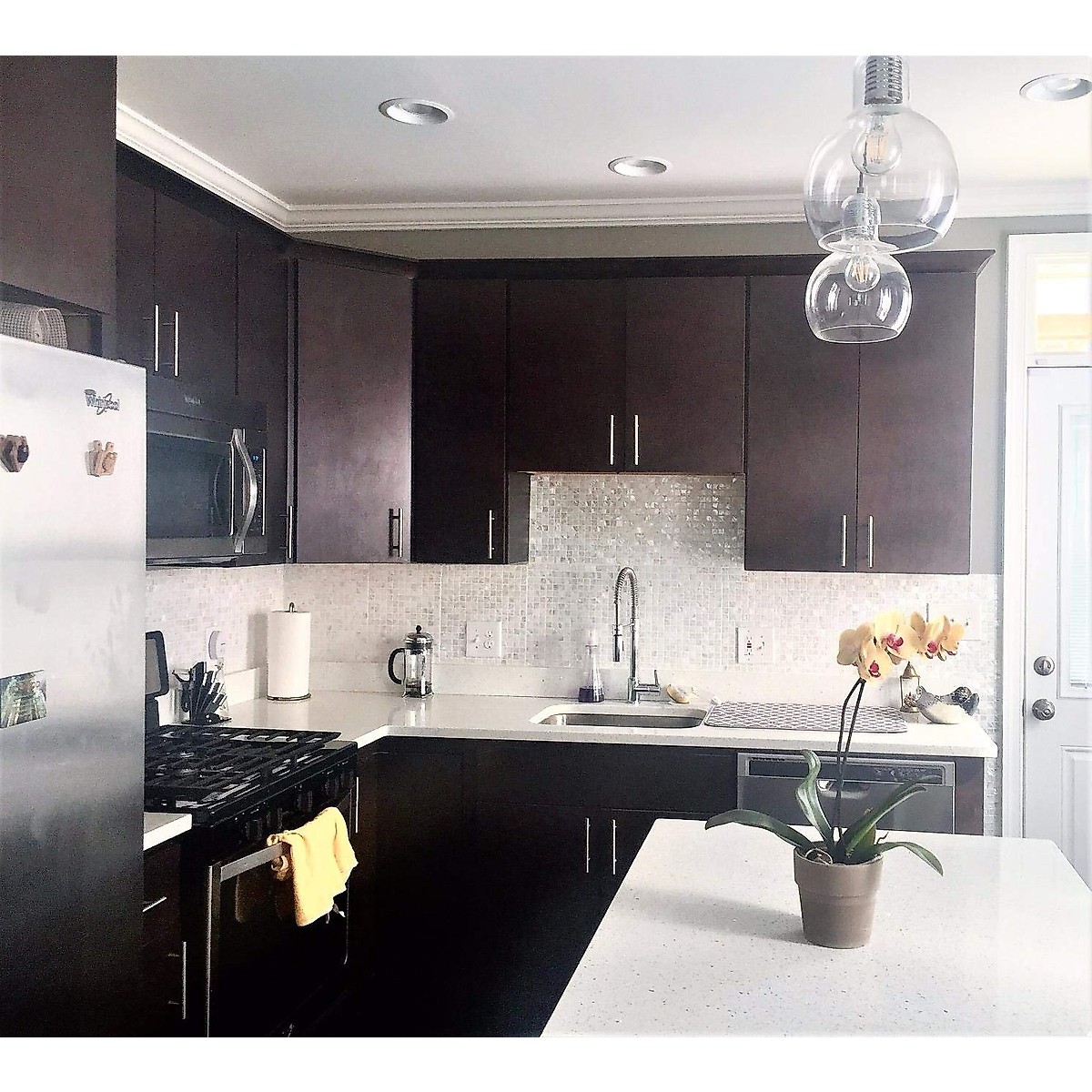 Art3d 10-Pack Oyster Mother of Pearl Square Shell Mosaic for Kitchen Backsplashes, Bathroom Walls, Spa Tile, Pool Tile