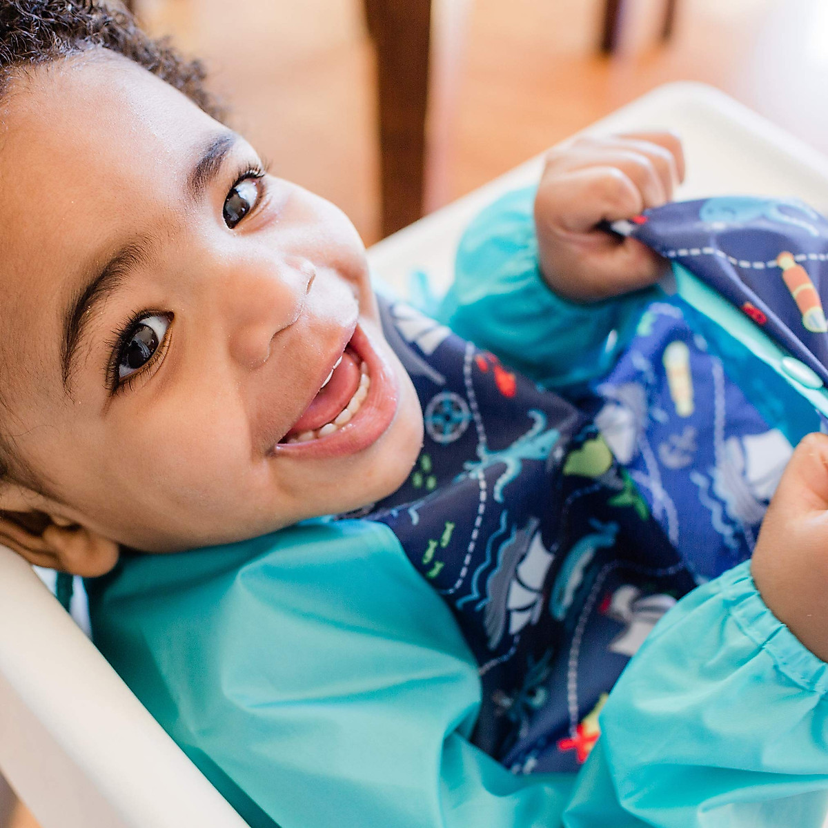 green sprouts Easy-wear Long Sleeve Bib | Waterproof Protection | Flipped Pocket, Soft Material, Easy Clean Smock