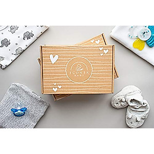 Changing Pad Cover Green for Baby Girl and Boy - Thick and Absorbent - Soft Cotton - OekoTex Certificate - Made in Europe - Baby Registry Shower Gift - Beautiful Packaging – Green Palm Leaves