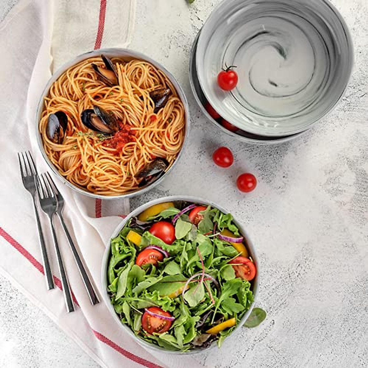 Divitis Home Fusion Pasta Salad Bowls set of 4, 56 fl oz, 8.5 inches, black porcelain (plates and bowls set; salad bowls; serving bowls; pasta bowls)