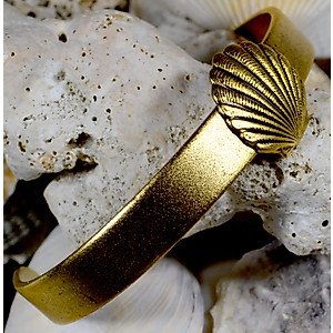 Elaine Coyne Collectible Artwear Antiqued Gold Solid Brass Scallop Shell Cuff Bracelet