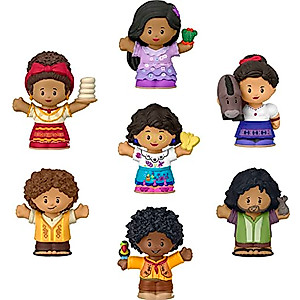 Fisher-Price Little People Toddler Toys Disney Encanto Figure Pack with 7 Characters for Pretend Play Ages 18+ Months