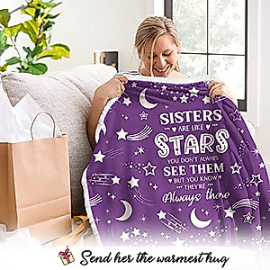 Sister Gifts from Sisters - Soft Blanket Hoodie for Spring Summer - Birthday Gifts for Sister, Mother 's Day Gifts for Sister - Sisters Stars Fleece Hooded Blanket