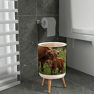 LGCZNWDFHTZ Small Trash Can with Lid for Bathroom Kitchen Office Baby Highland Cattle her mom Garbage Bin Waste Basket Decorative 1.8 gallons, 14x9inch