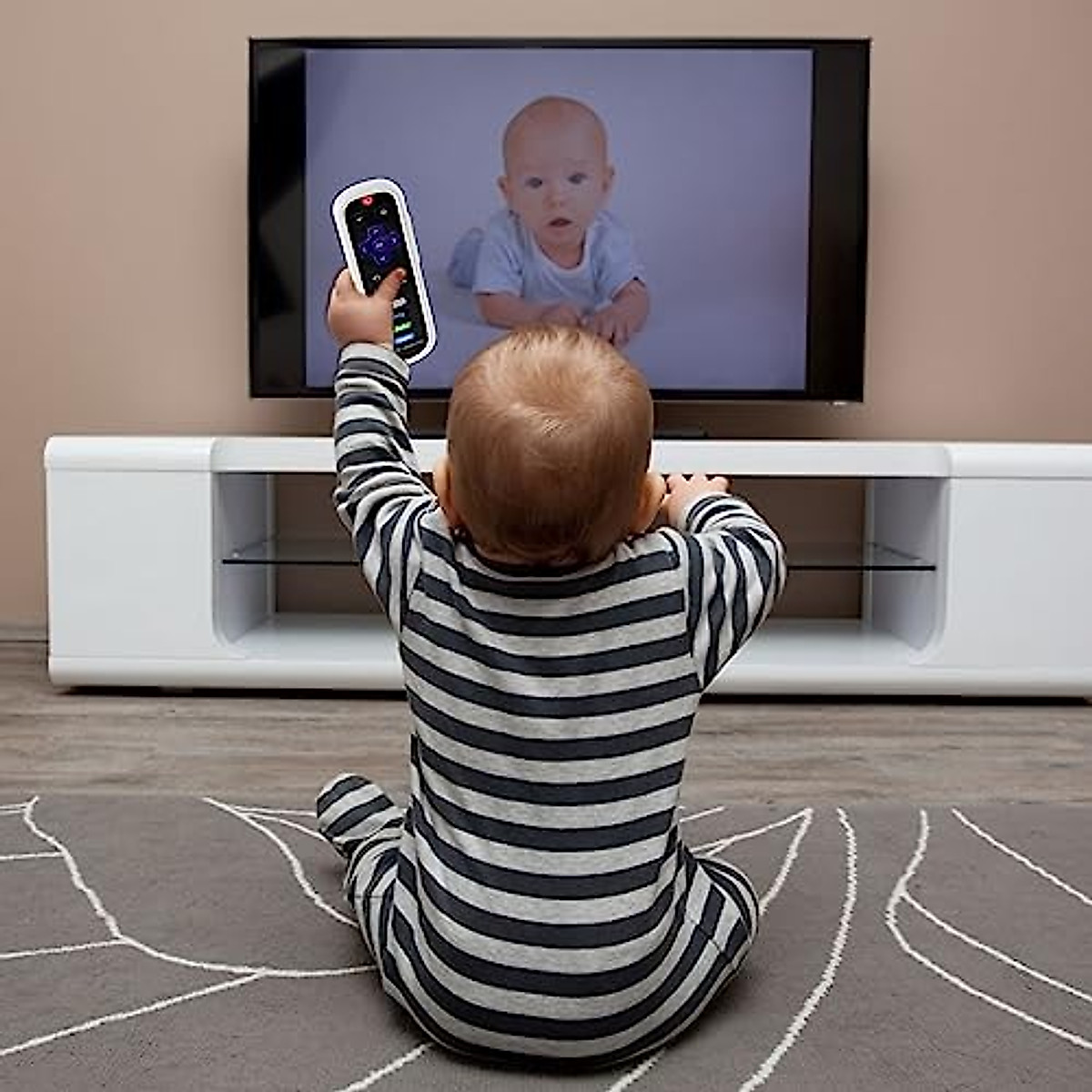 （4 Pack） ONEBOM Cover for Roku Remote, Case for Hisense/TCL Roku TV Steaming Stick/Express Universal Replacement Controller Silicone Sleeve Skin Glow in The Dark （Blue Pink White） Yellow