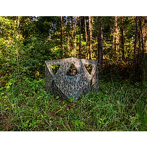 Primos Hunting DoubleBull 2-Panel Stakeout Blind with 3 Shoot Through Ports in Mossy Oak Greenleaf Camo