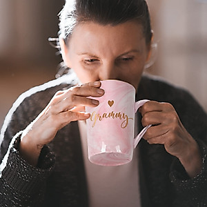 YHRJWN - Grammy Gift, Grandma Coffee Mug, Mothers Day Gifts for Grandma from Grandchildren, Christmas Gifts for Grandma Grammy, Warm Grandma Gifts for Birthday Christmas 14 Oz Pink with Spoon, Box