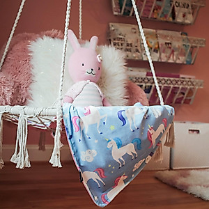 Wildkin Plush Throw Blanket for Boys and Girls, Perfect for Cozy Cuddles and Travel Blanket for Kids, Super Soft and Breathable Plush Blankets, Measures 60 X 40 Inches (Unicorn)