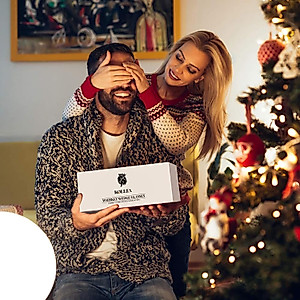 Kollea Gifts for Men Dad, Set of 2 Whiskey Wedge Glasses with Silicone Ice Mold, Old Fashioned 2 Whiskey Glasses with Ice Form, Whiskey Lovers for Valentine's Day, Birthday, Anniversary - 9 Oz