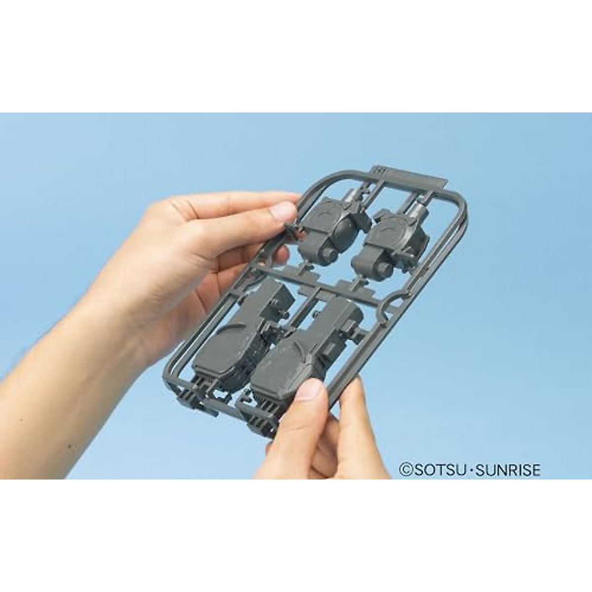 Electronic Arts Bandai Hobby - RX-78-2 GUNDAM 1/48, Bandai Mega Size Black