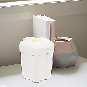 TEHAUX Mini Desk Trash Can with Lid, Desktop Mini Plastic Waste Garbage Can Countertop Garbage Bin Cute Flower Shape Wastebasket Mini Waste Can for Desk Car Office Home Kitchen, White