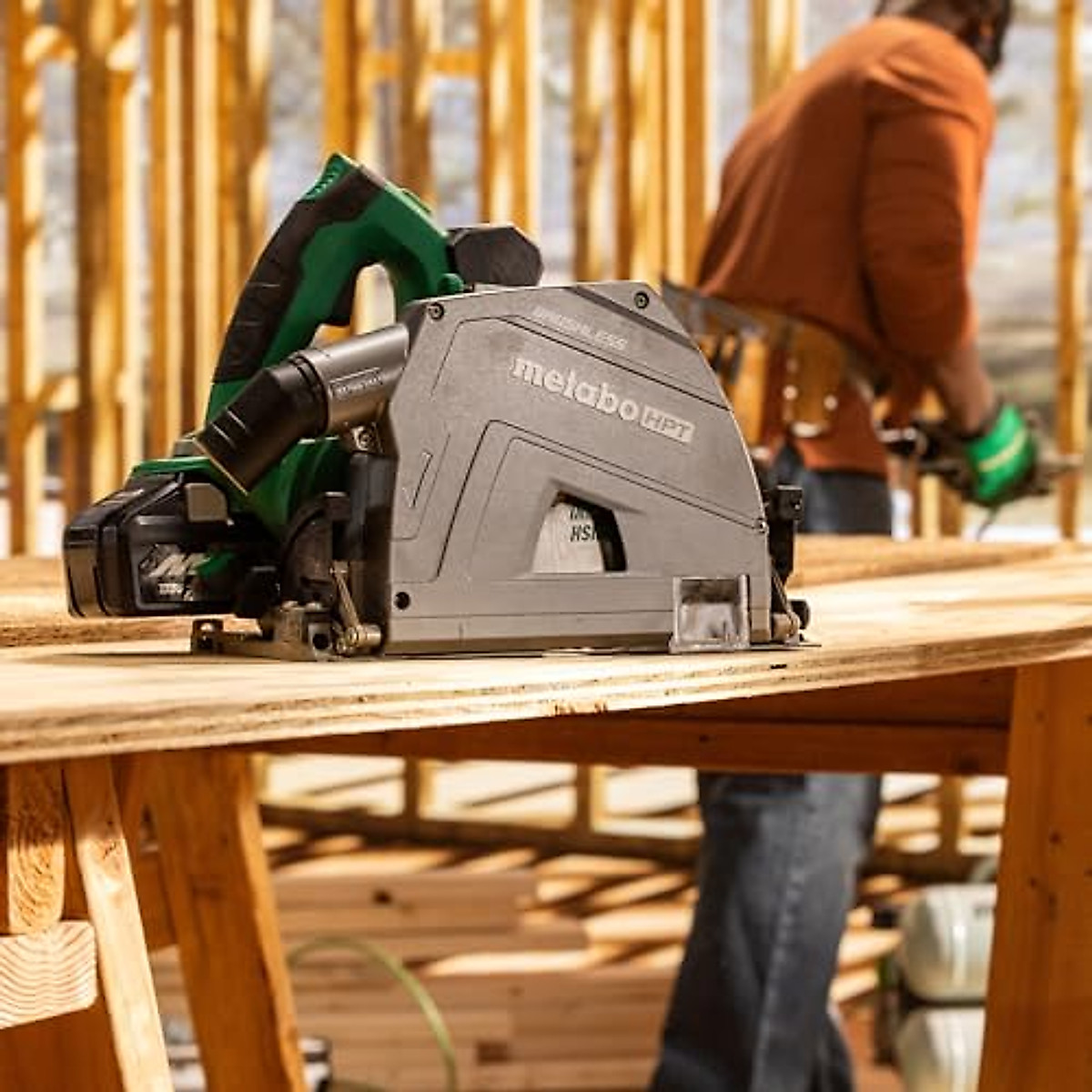 Metabo HPT 36V MultiVolt™ Cordless Circular Track Saw Kit, Includes 1-36V/4.0Ah Battery, 6-1/2-Inch Blades, Hard Case, 2-19/32-Inch Cutting Depth, Lifetime Tool Warranty, C3606DPA