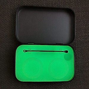 Vitakiwi Portable Silicone Carving Travel Tin Kit with Non-stick 5ml Concentrate Containers (Glow In The Dark)