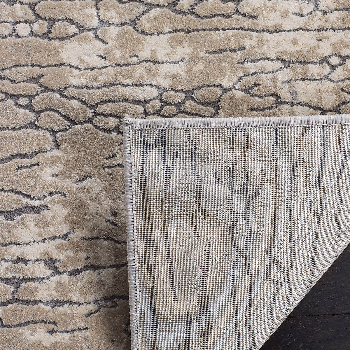 Safavieh Meadow Collection 5'3" x 7'6" Beige MDW170B Modern Abstract Area Rug