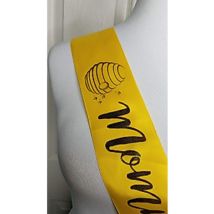 Amy's Bubbling Boutique Honey Bee Mommy to Be Baby Shower Banner Sash Mom & Daddy to Be Pin - What will it Gift Set