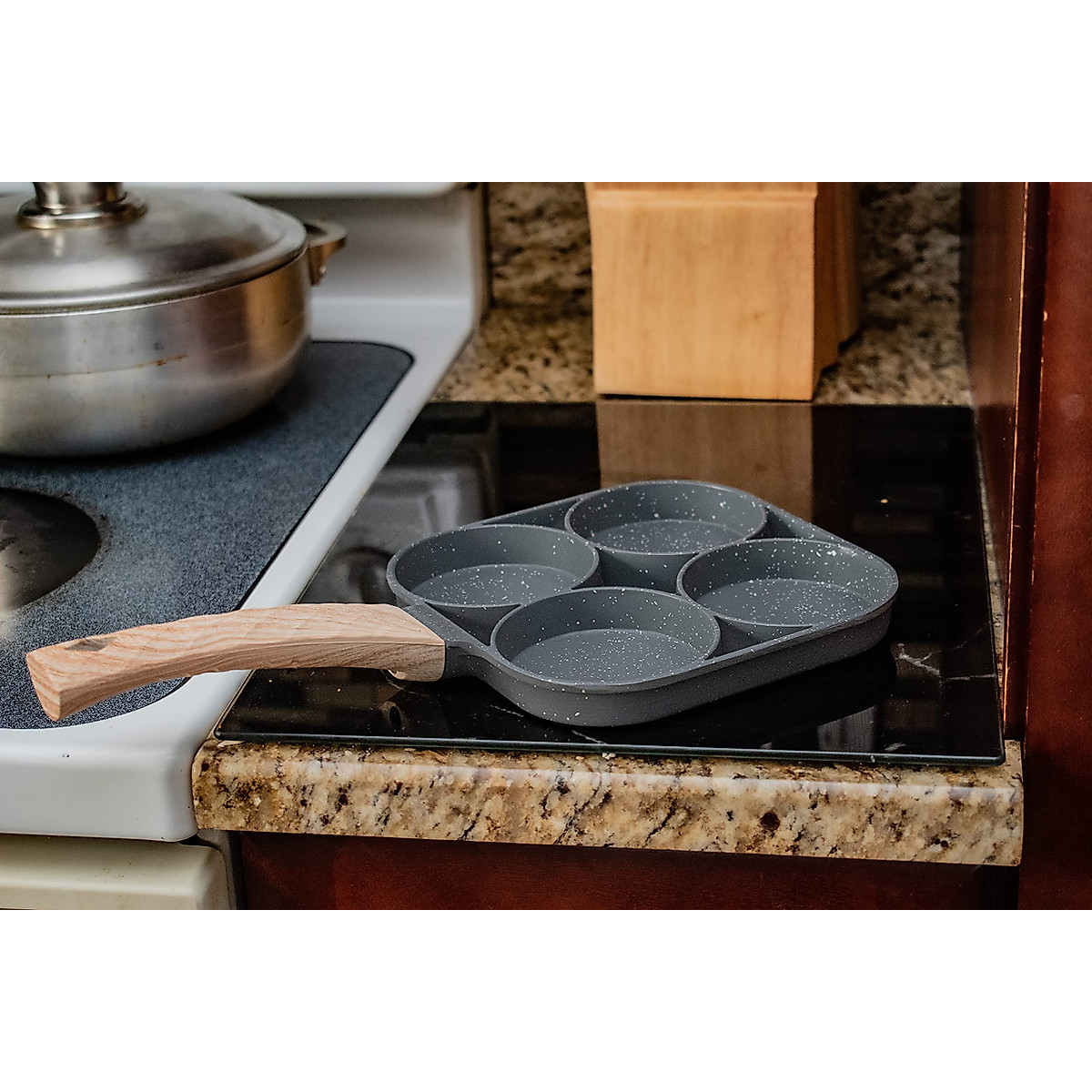 Jack and Leo Four Hole Egg Frying Pan- Non Stick, Easy to Clean Breakfast Pan