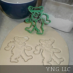 DANCING TEDDY BEAR 1960S ROCK MUSIC STYLE COOKIE CUTTER MADE IN USA PR3029